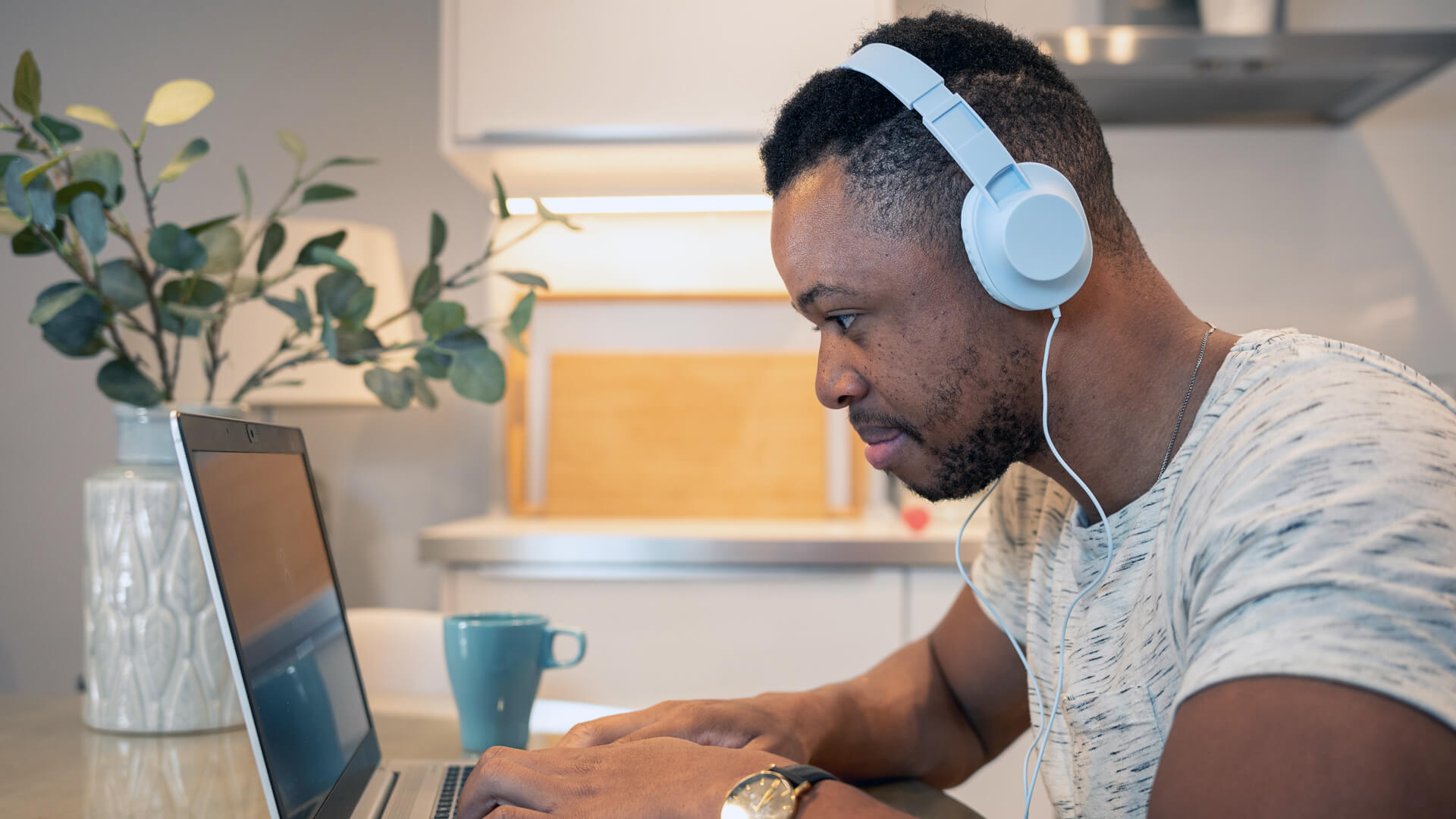 Helping TUI unlock revenue and lower costs with real-time voice ...